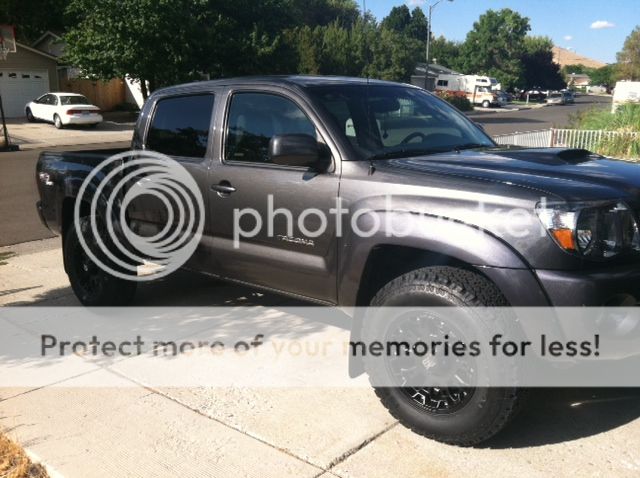 XD Series Misfit Wheels w/ General Tire Grabber AT2 265/70r17 | Tacoma ...